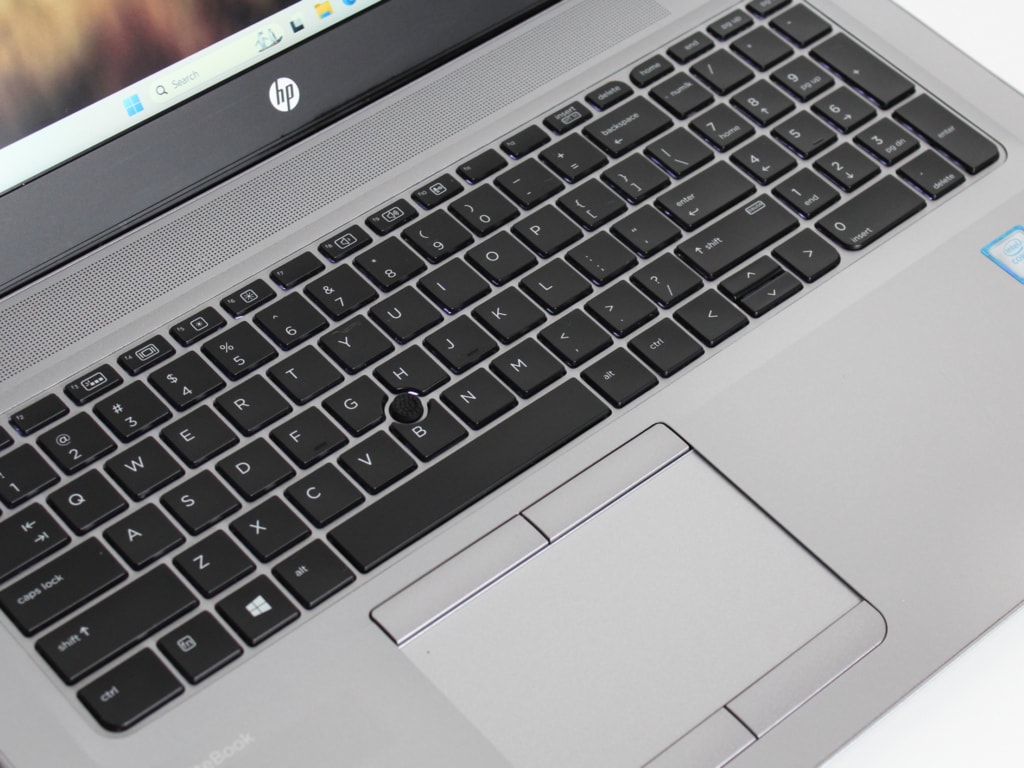 HP EliteBook 850 G4 15.6 inch Core i7, 16GB RAM, 512GB SSD, 2GB Radeon ...