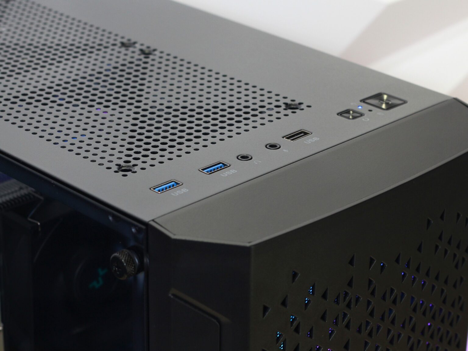 Custom Gaming PC, Core i5 10th Gen, GTX 1050Ti GFX, 16GB RAM, 500GB SSD ...