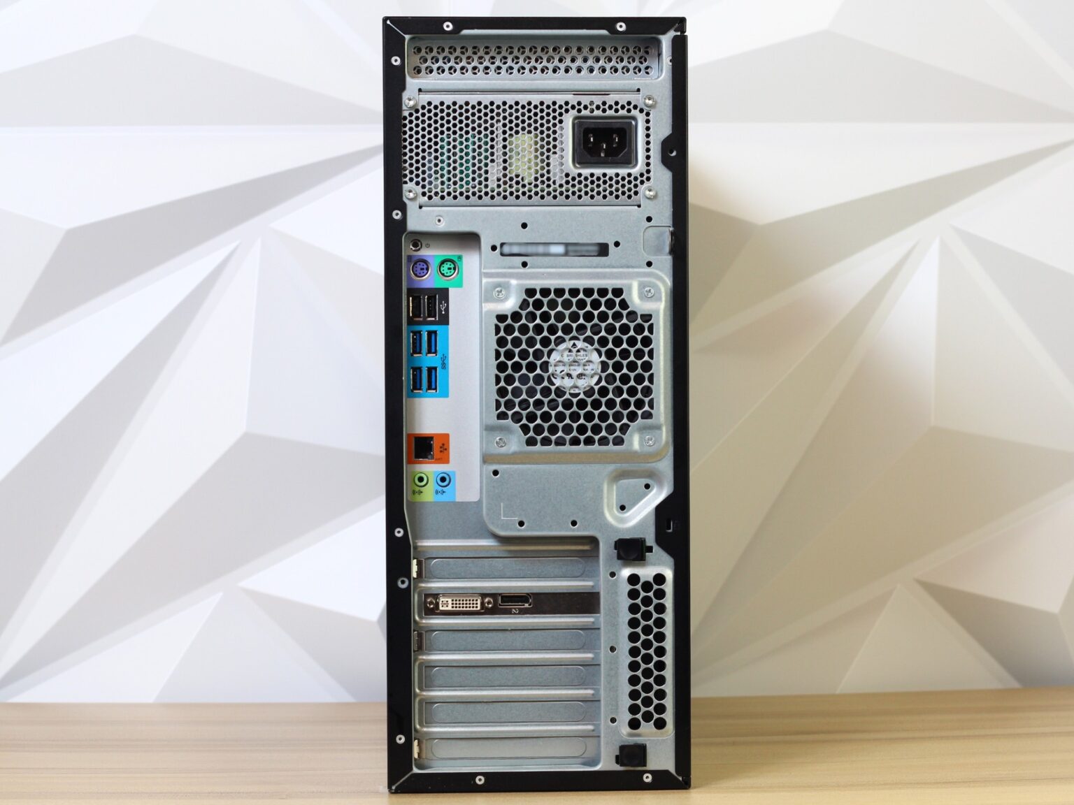 HP Z440 Xeon Tower Workstation, 16GB RAM, 500GB SSD + 1TB HDD, Quadro ...