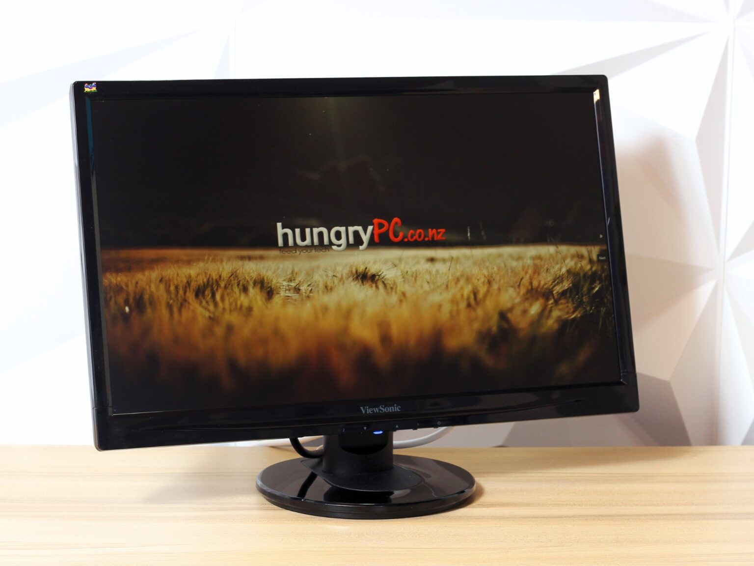 Buy Monitors / Screens at Hungry PC NZ Online
