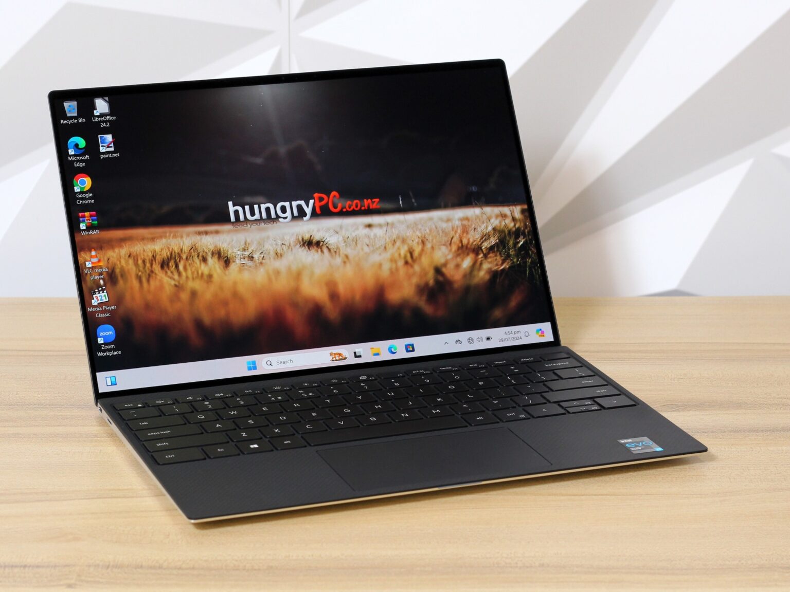 Cheap Laptops & Clearance Deals On Sale at Hungry PC NZ